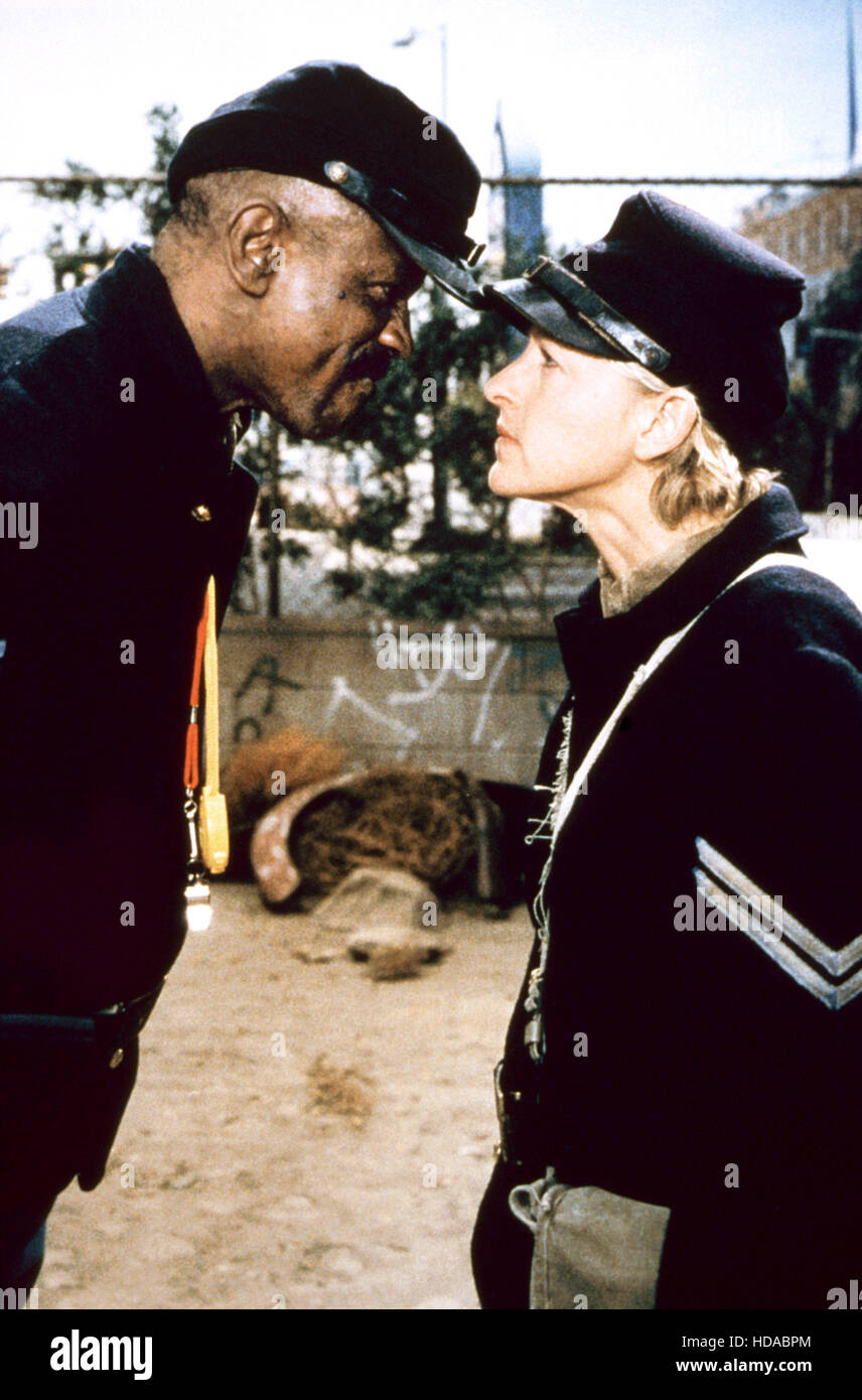 ELLEN, (from left): Louis Gossett Jr., Ellen DeGeneres, 'G.I. Ellen ...