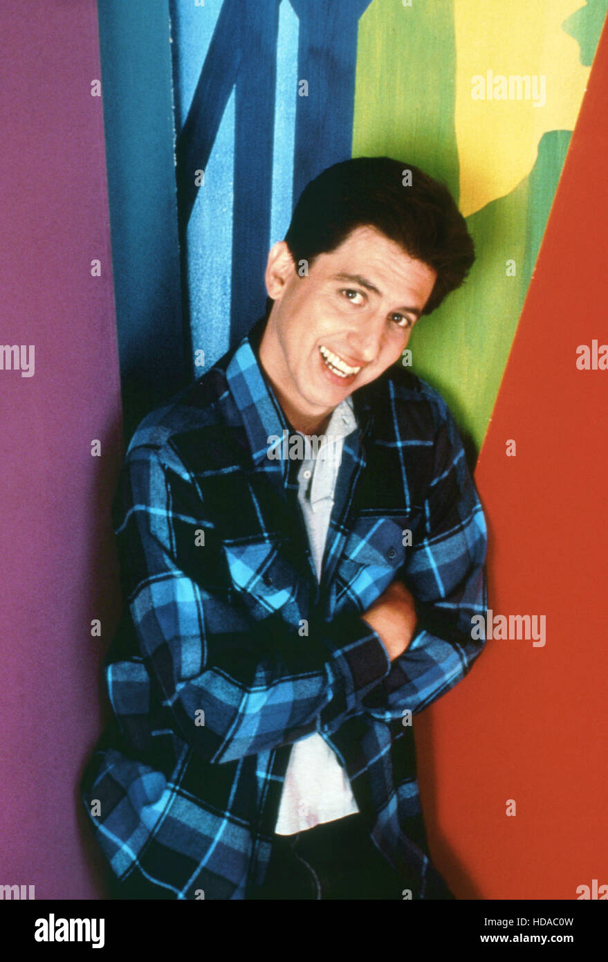 EVERYBODY LOVES RAYMOND, Ray Romano, (Season 1, 1996), 1996-2005. © CBS ...