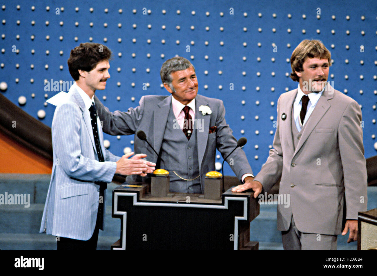 FAMILY FEUD, 1976-85, Richard Dawson with two contestants, 1982 Stock ...