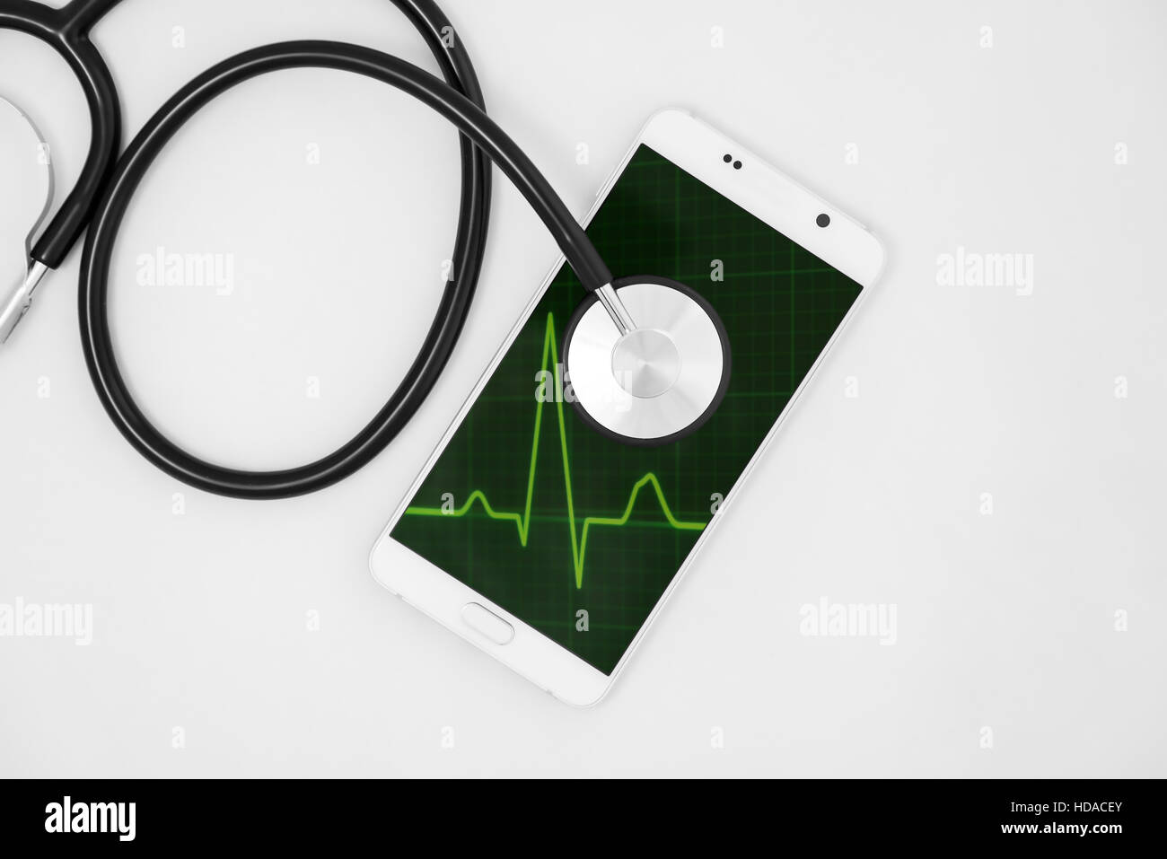 Wireless ecg hi-res stock photography and images - Alamy