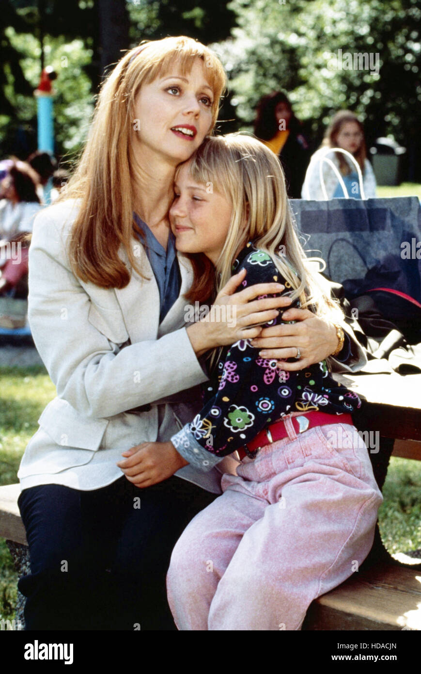 FATAL MEMORIES, from left: Shelley Long, Genele Templeton, 1992, Ph ...