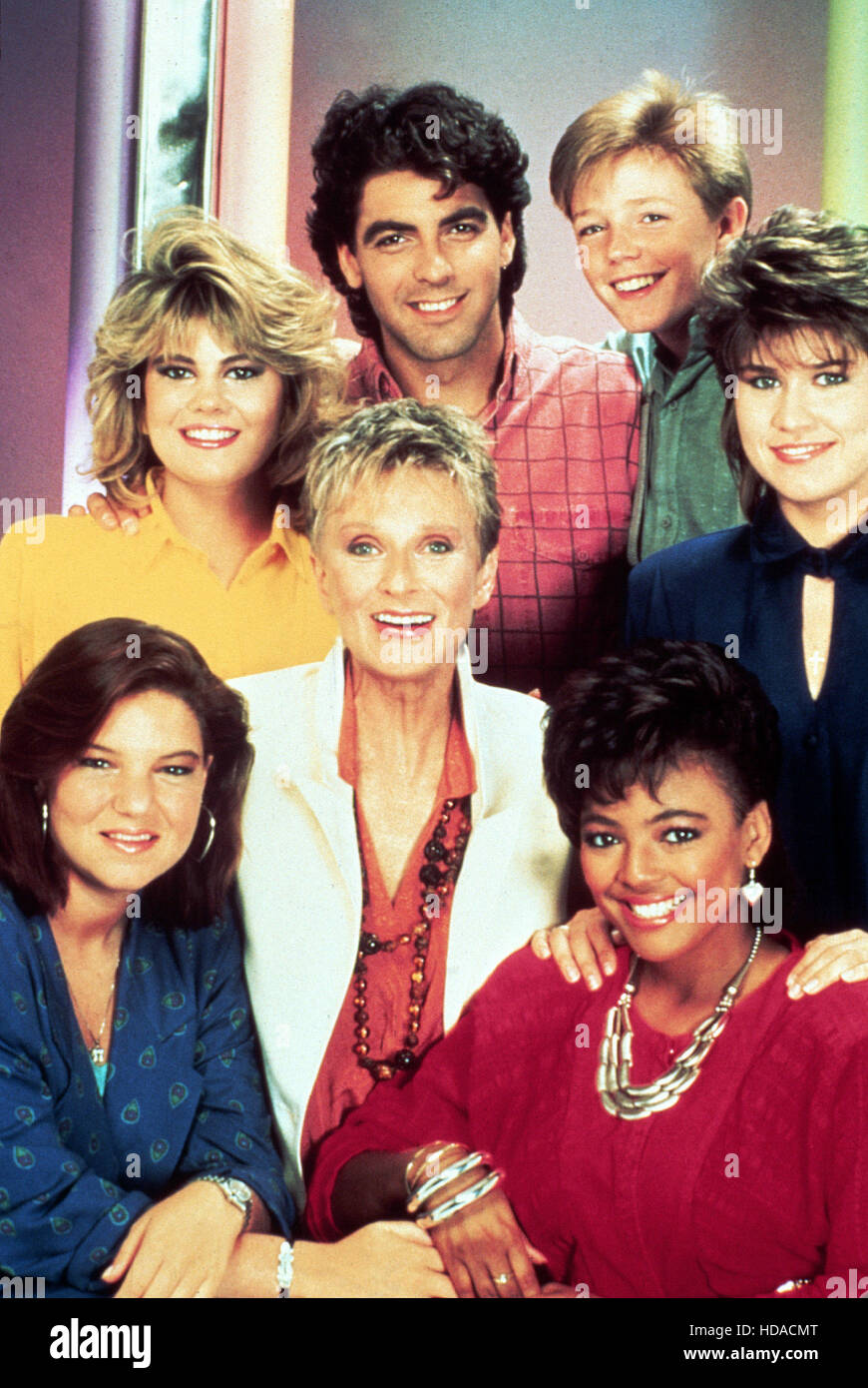 FACTS OF LIFE, Mindy Cohn, Lisa Whelchel, Cloris Leachman, George ...