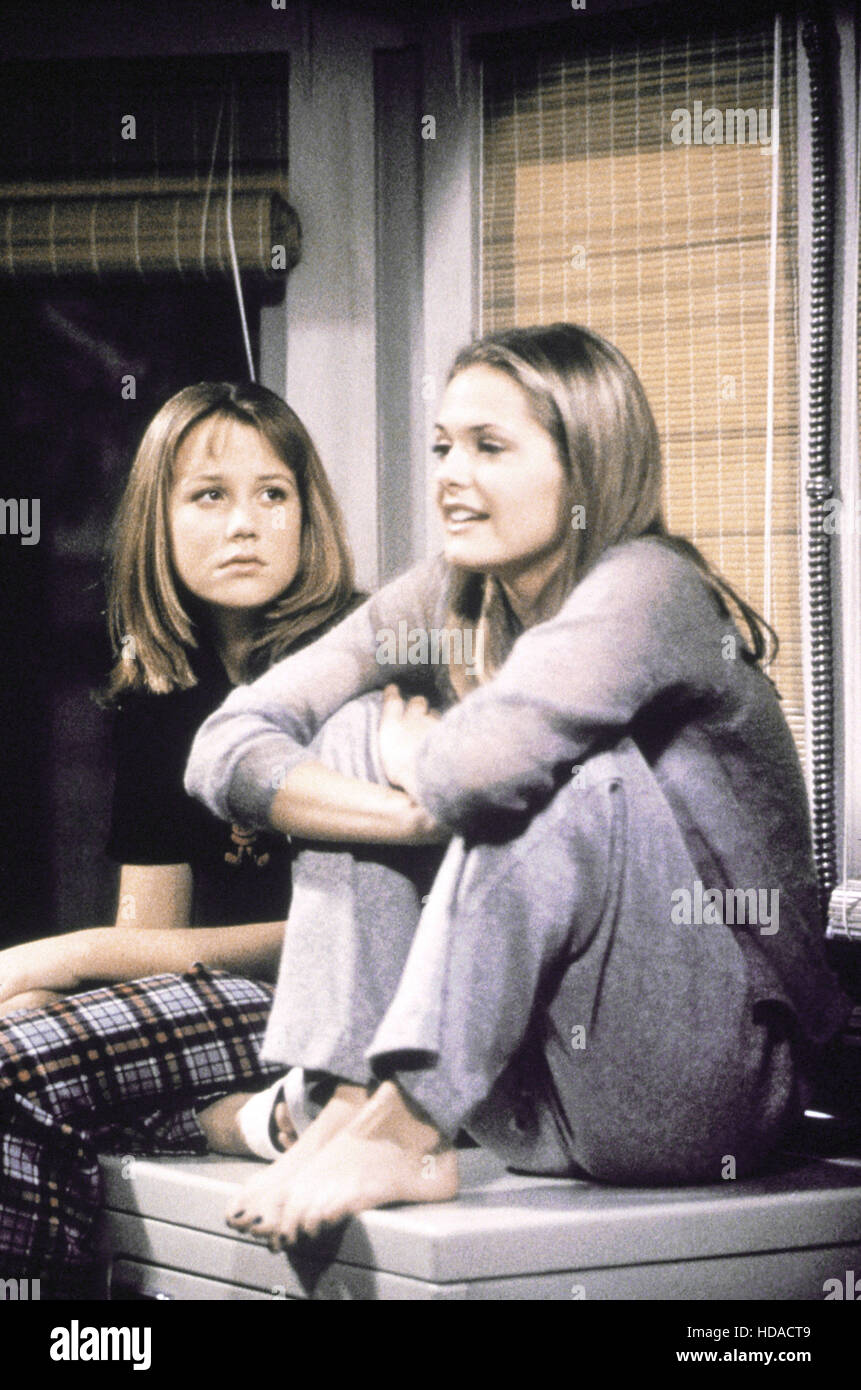 FAMILY RULES, (from left): Andi Eystad, Maggie Lawson, 1999. © Henson ...
