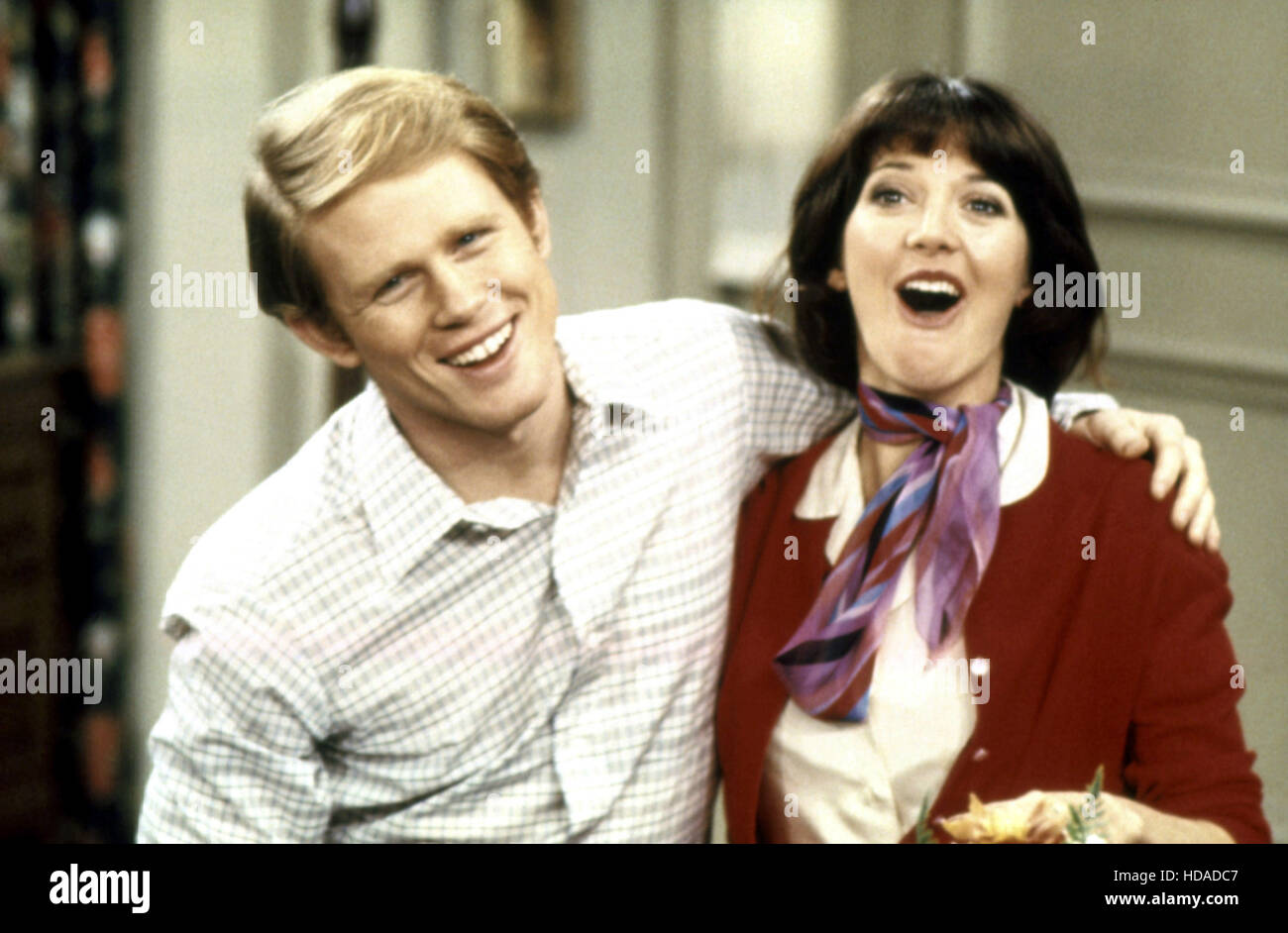 HAPPY DAYS, from left: Ron Howard, Lynda Goodfriend, 1974-84 Stock ...