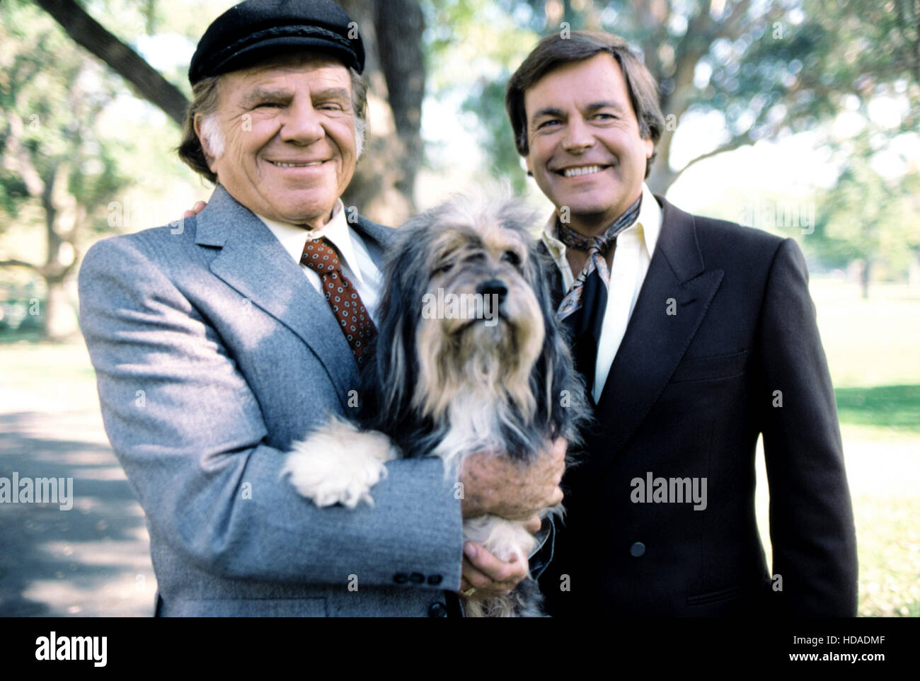 HART TO HART, Lionel Stander, Robert Wagner, Freeway the dog, October ...