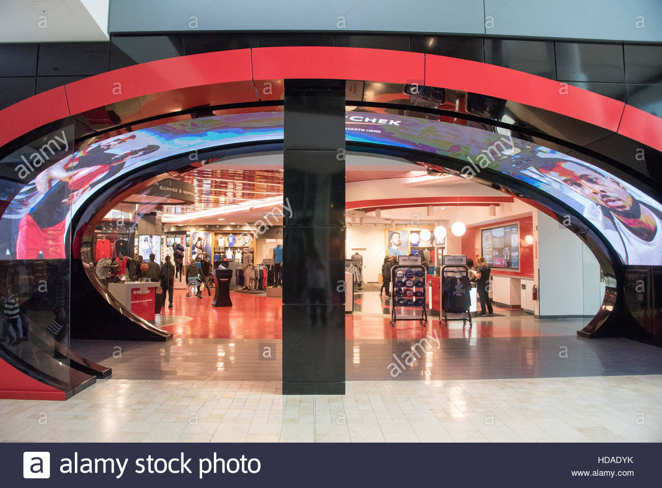 Roof Curve Modern Architecture Building Glass Stock Photos & Roof Curve ...