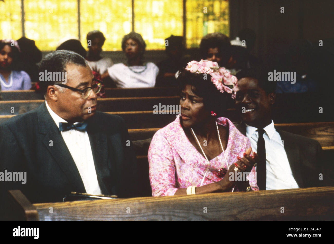 HEAT WAVE, from left: James Earl Jones, Cicely Tyson, Blair Underwood ...
