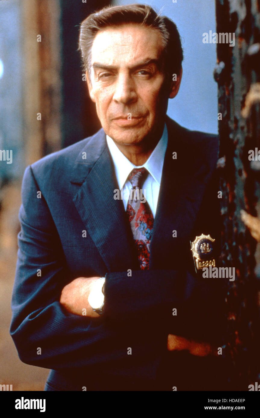LAW & ORDER, Jerry Orbach (Season 7), 1990-2010. ©NBC/courtesy Everett ...