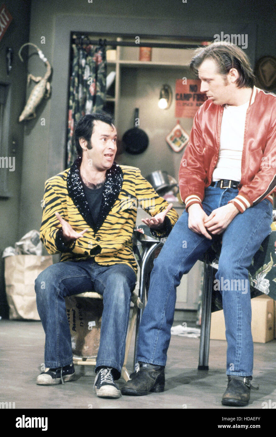 LAVERNE & SHIRLEY, (from left): David L. Lander, Michael McKean, 1976 ...