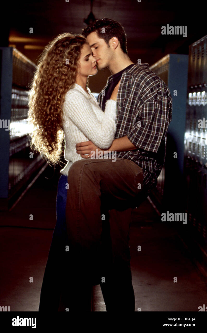 MALIBU SHORES, Keri Russell, Tony Lucca, 1996 Stock Photo - Alamy