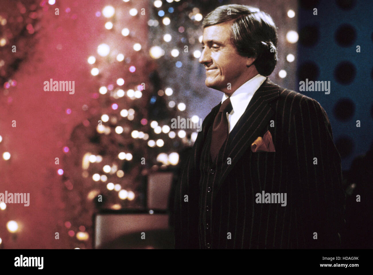 THE MERV GRIFFIN SHOW, Merv Griffin, (ca. 1970s), 1962-1986 Stock Photo ...
