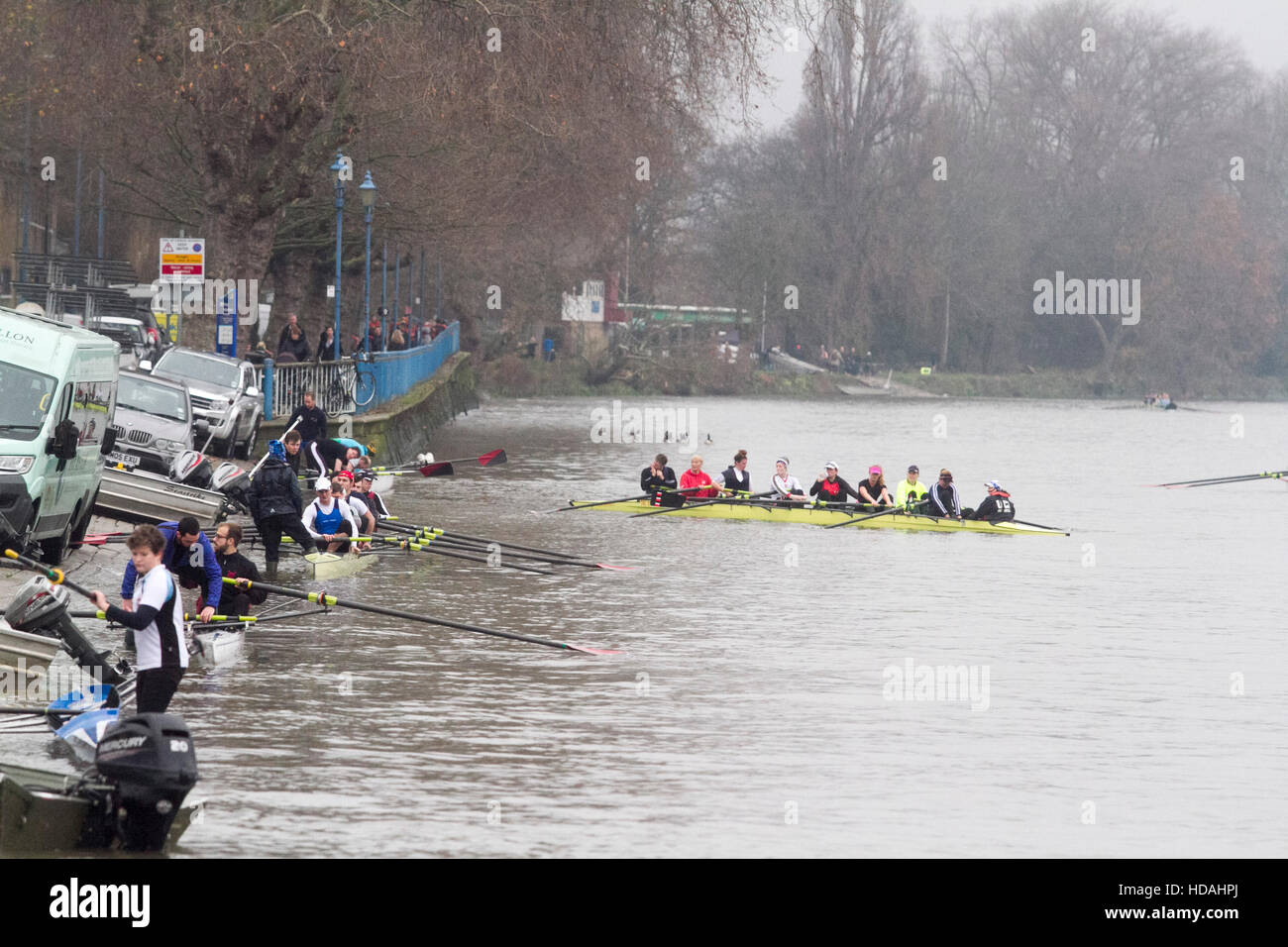 Rowing on the thames, putney, leisure hi-res stock photography and ...