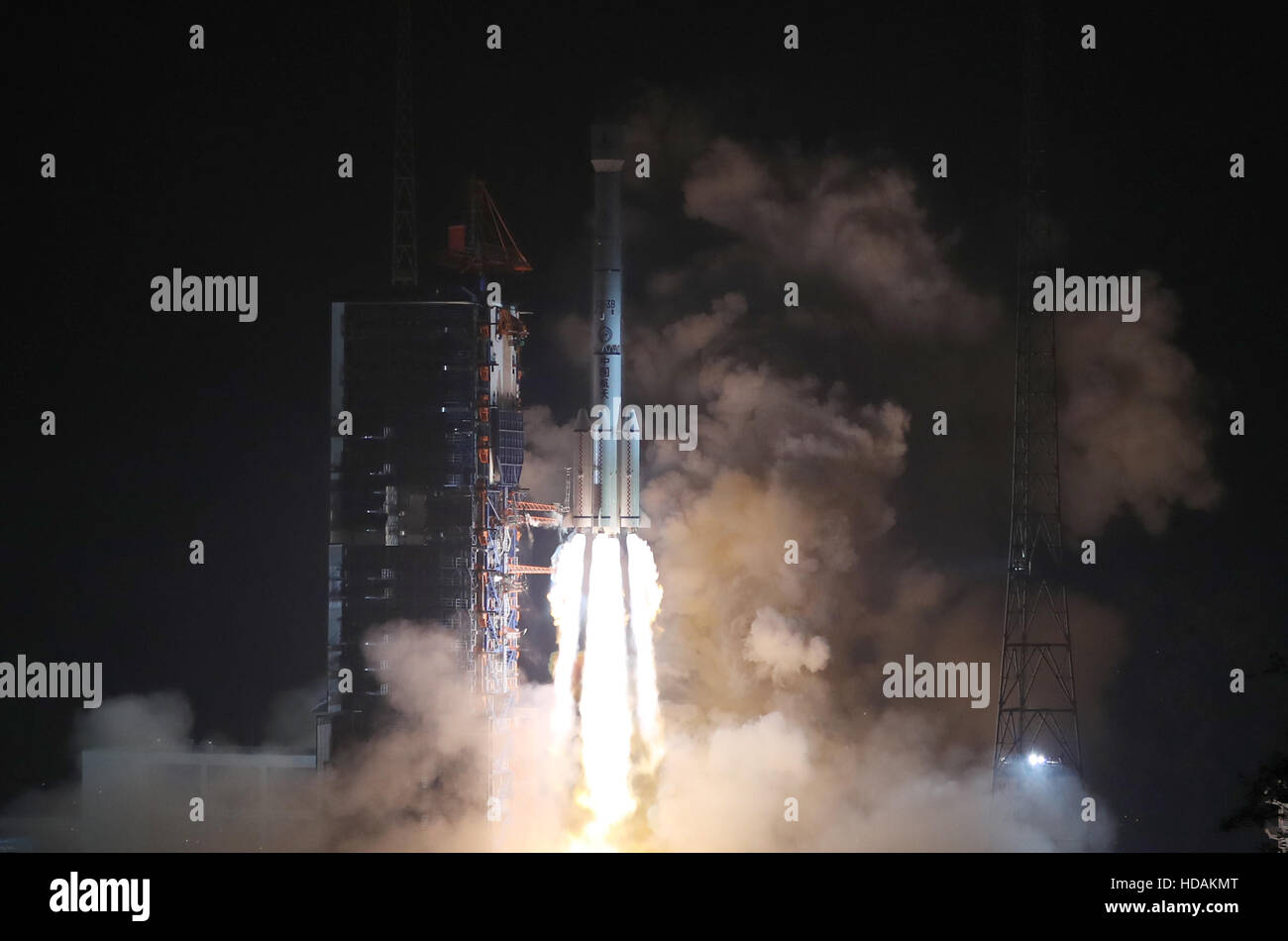 Long march 3b rocket hi-res stock photography and images - Alamy