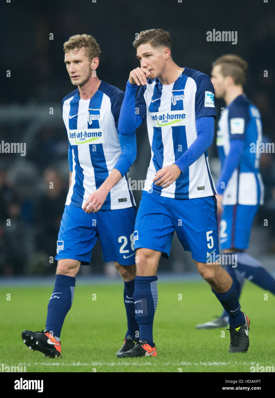Berlin, Germany. 10th Dec, 2016. Berlin's Fabian Lustenberger and ...