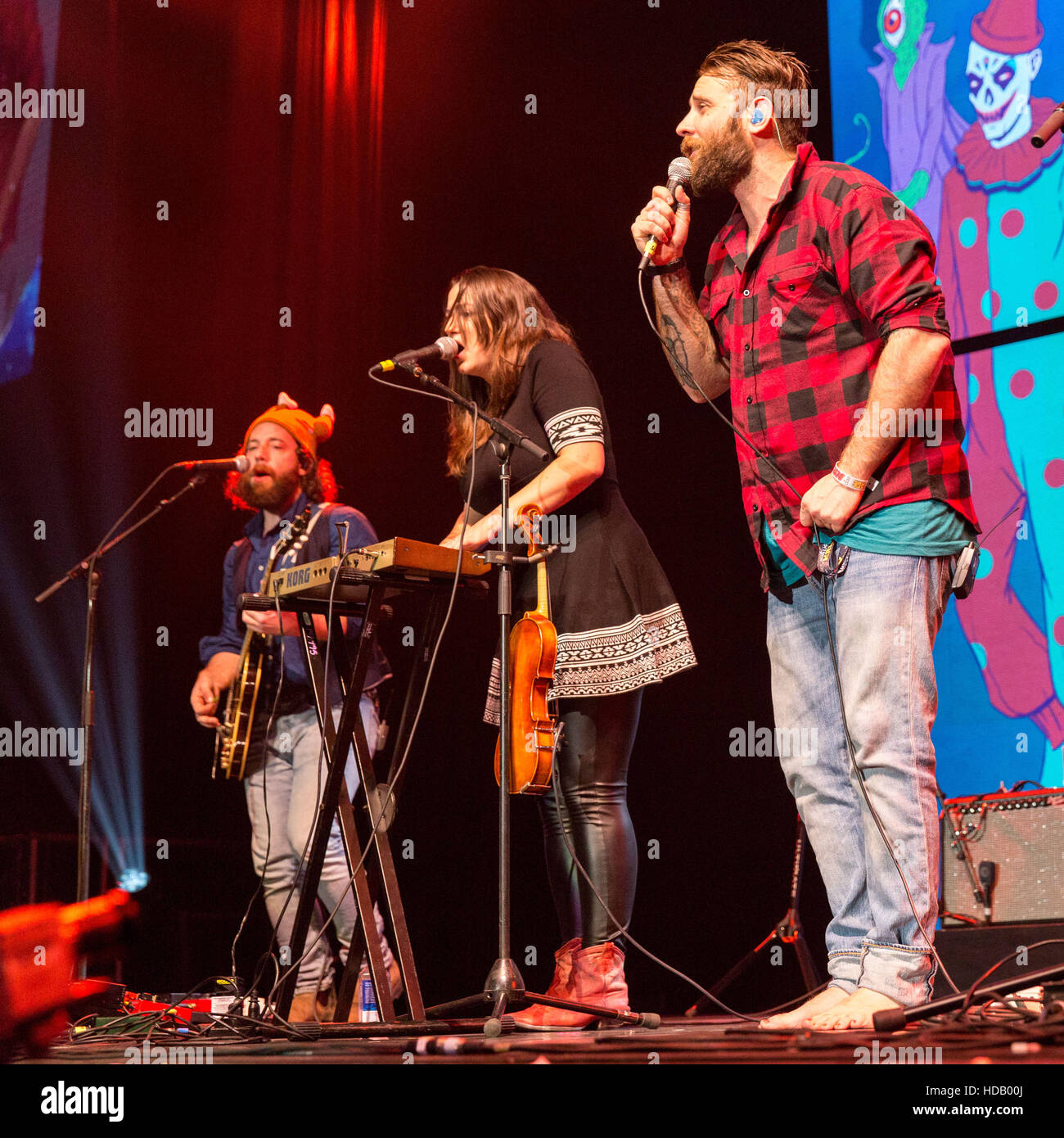Inglewood, California, USA. 10th Dec, 2016. JON HEMBREY, ISABEL RITCHIE ...