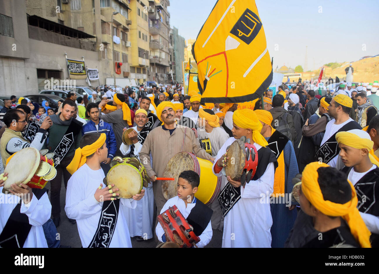 Cairo, Egypt. 11th Dec, 2016. Egyptian Sufi Muslims chant prayers while ...