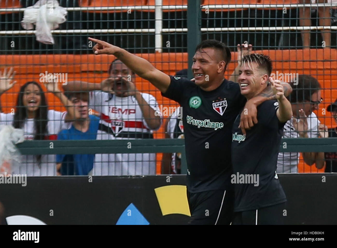 SÃO PAULO, SP - 11.12.2016: SPFC X SANTA CRUZ - Chavez player ...