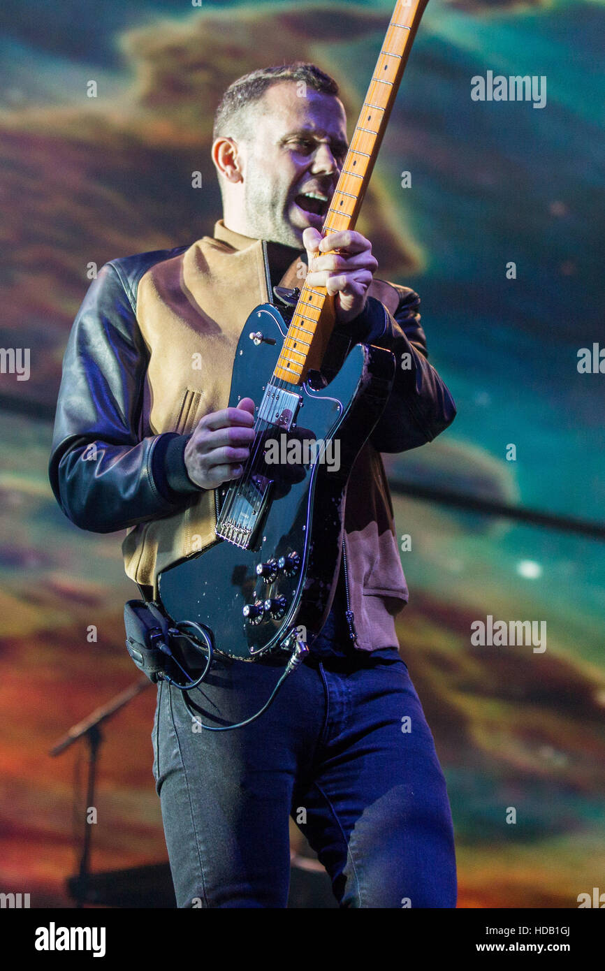 Anthony gonzalez and m83 hi-res stock photography and images - Alamy