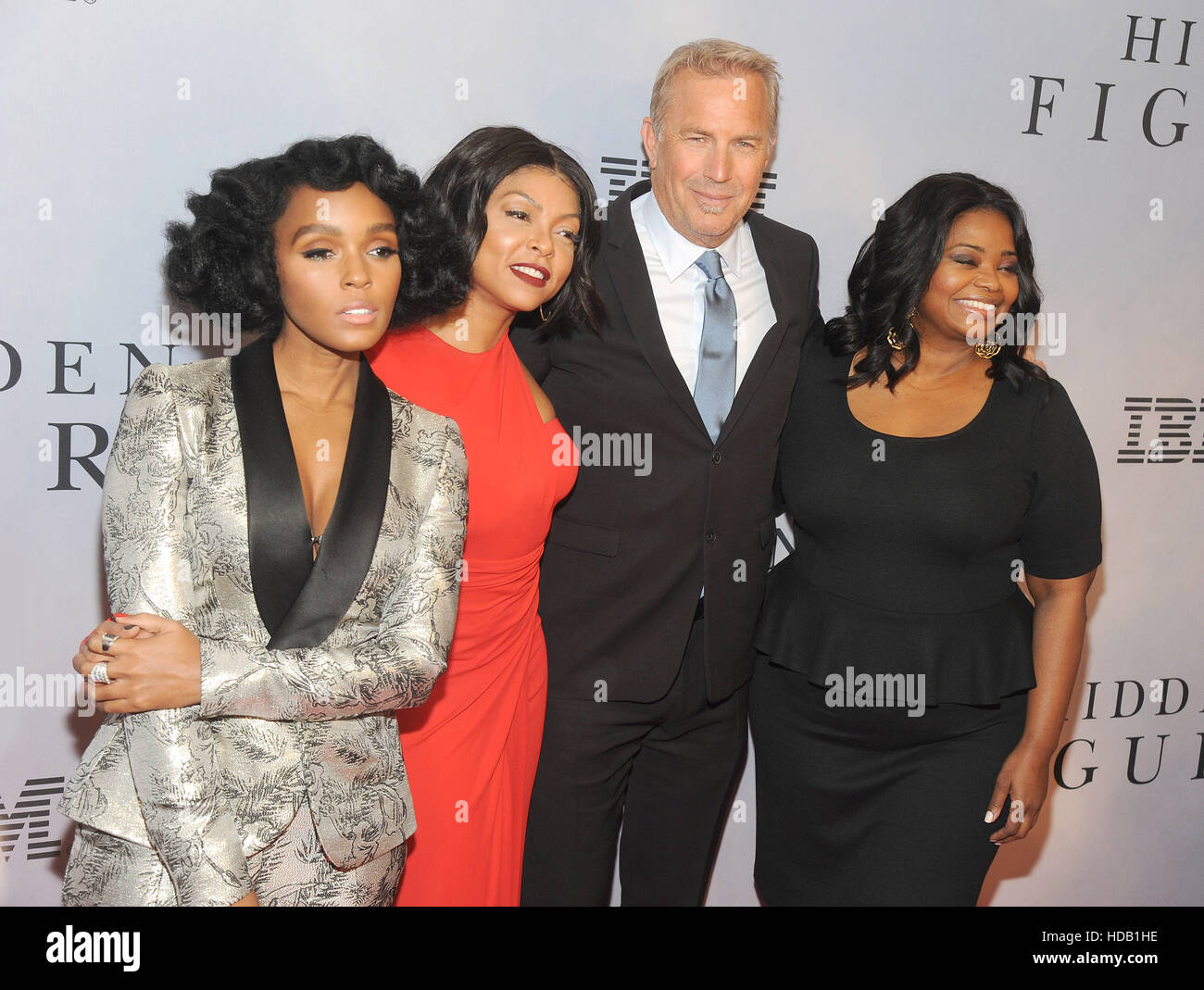 Kevin costner octavia spencer attend hi-res stock photography and ...