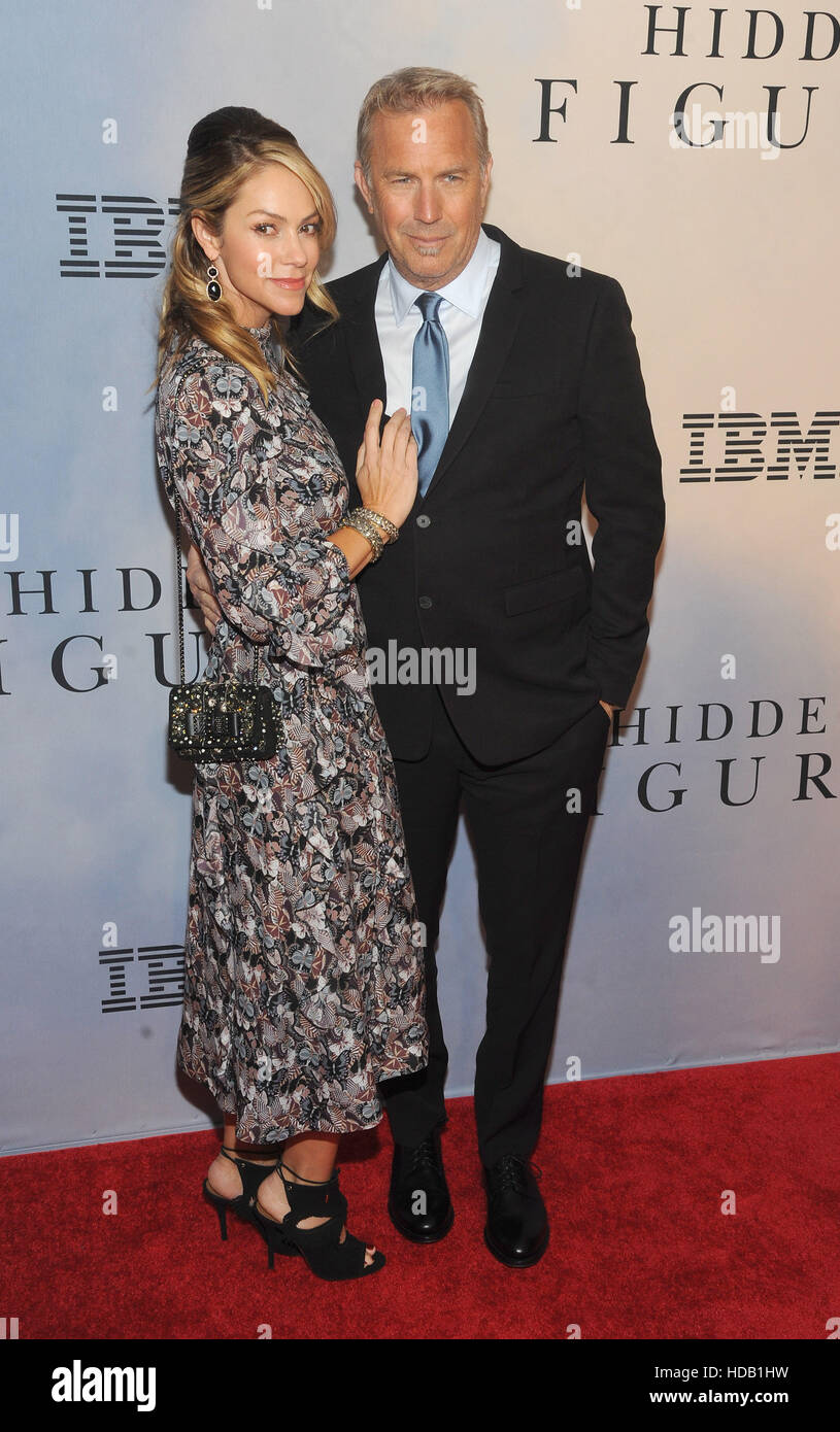 New York, USA. 10th Dec, 2016. Kevin Costner and Christine Baumgartner ...