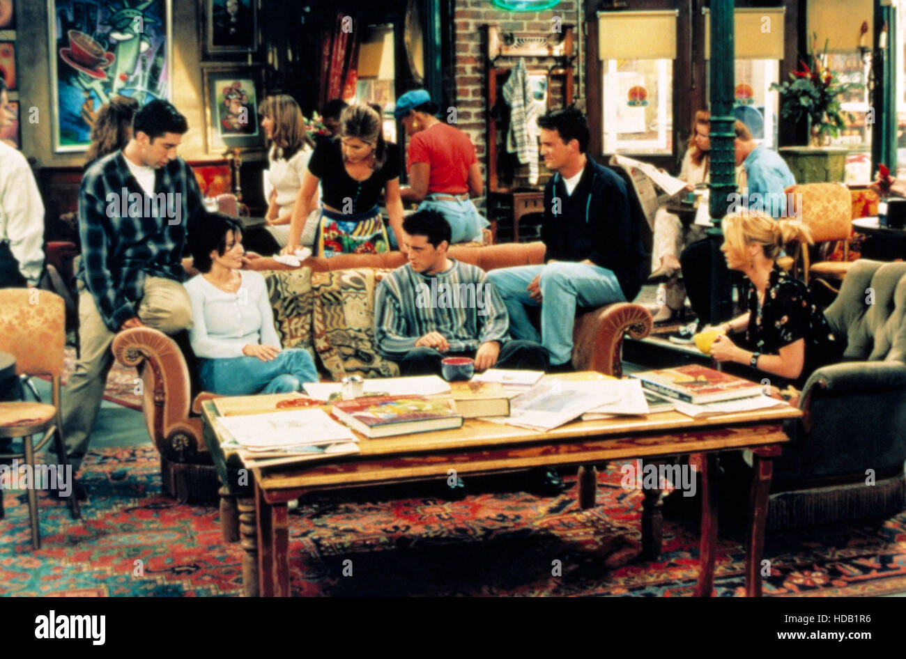 FRIENDS, David Schwimmer, Courteney Cox, Jennifer Aniston, Matthew ...