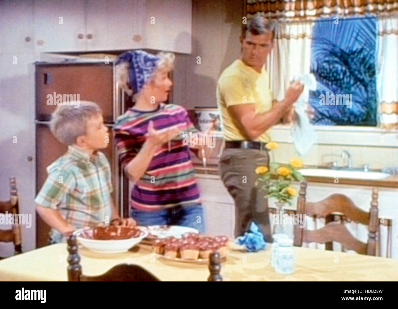 GENTLE BEN, Clint Howard, Beth Brickell, Dennis Weaver, 1967-1969 Stock ...