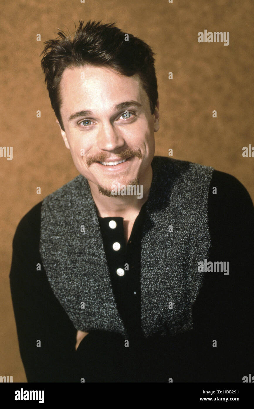 THE GEORGE CARLIN SHOW, Anthony Starke, 1994-1995, TM & Copyright ...