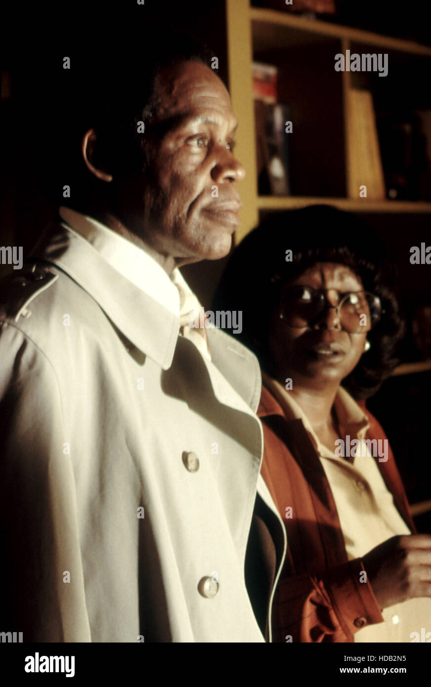 GOOD FENCES, Danny Glover, Whoopi Goldberg, 2003, photo: Ken Woroner ...