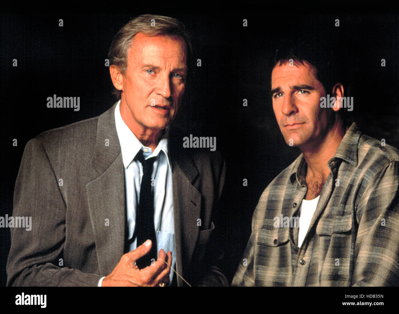 THE INVADERS, Roy Thinnes, Scott Bakula, 1995. © Fox / Courtesy ...