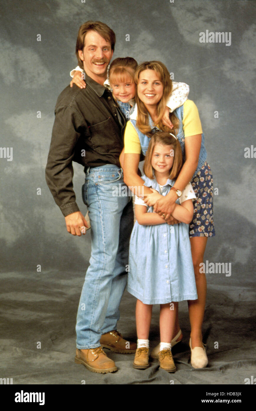 JEFF FOXWORTHY SHOW, THE, Jeff Foxworthy, Kelsey Mulrooney, Anita ...