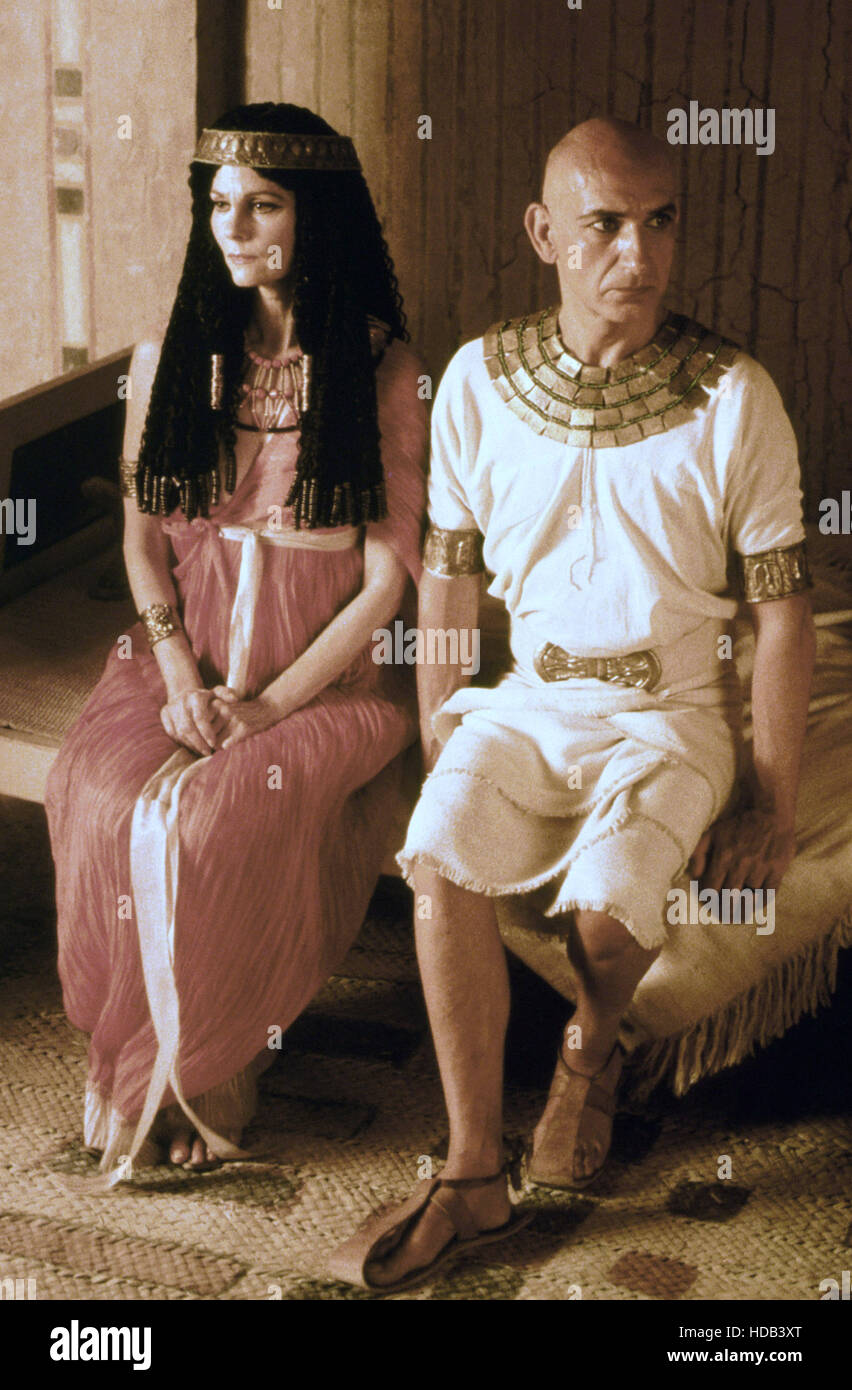 JOSEPH IN EGYPT (aka EGYPT), (from left): Lesley Ann Warren, Ben ...