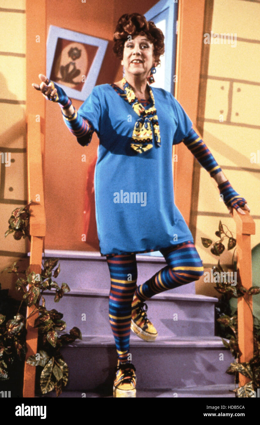 MRS. PIGGLE-WIGGLE, Jean Stapleton, 1994, © Showtime Network/courtesy ...
