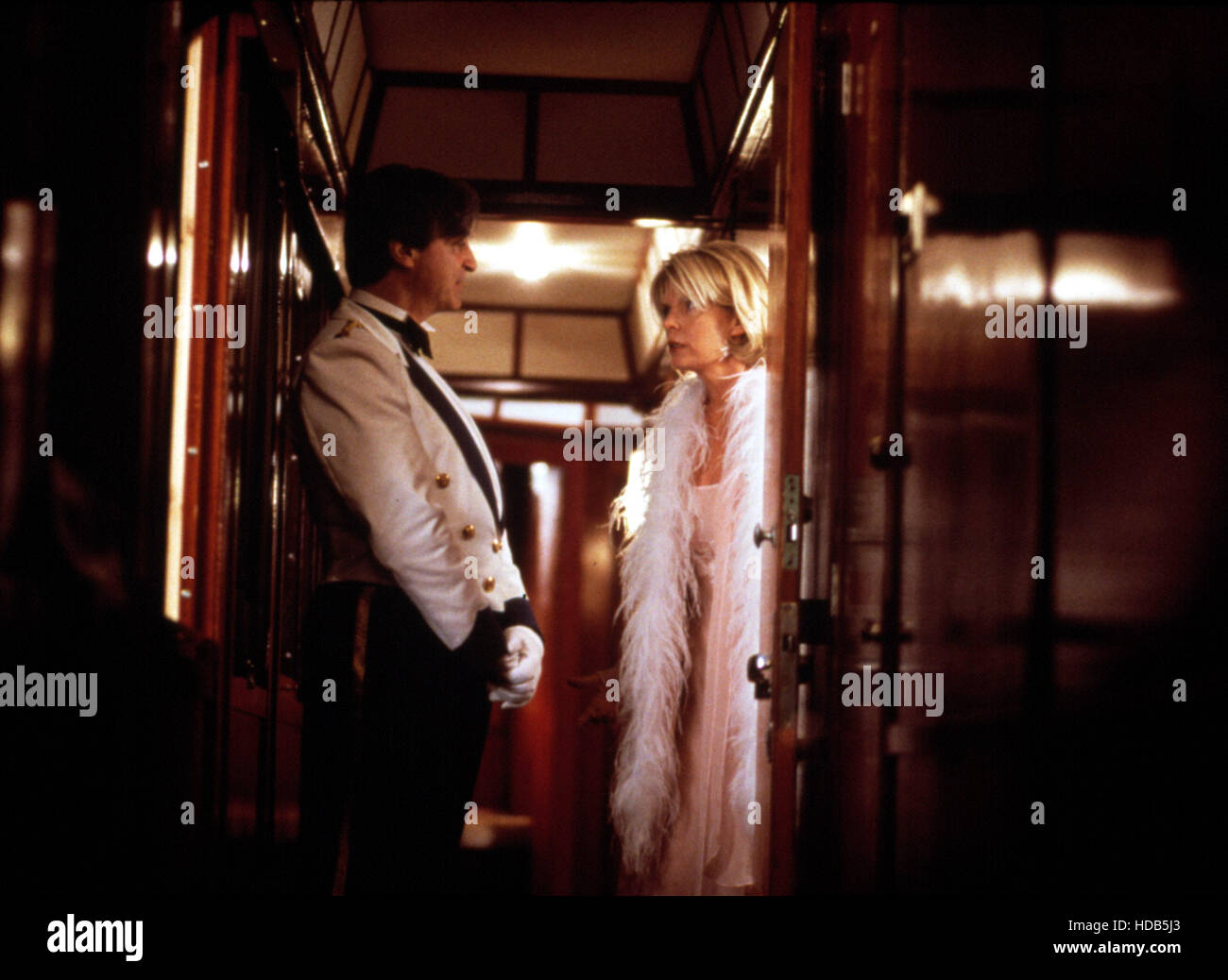MURDER ON THE ORIENT EXPRESS, Meredith Baxter (right), 2001 Stock Photo ...