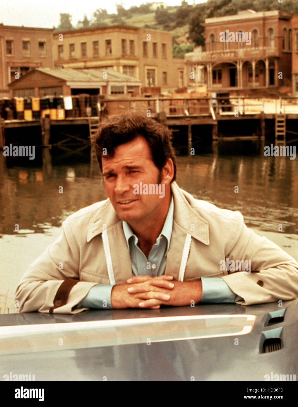 ROCKFORD FILES, James Garner, 1974-1980, harbor Stock Photo - Alamy