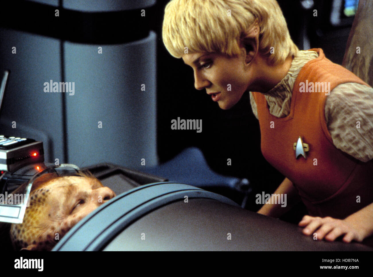 STAR TREK: VOYAGER, Ethan Phillips, Jennifer Lien, 'Phage,' (Season 1 ...