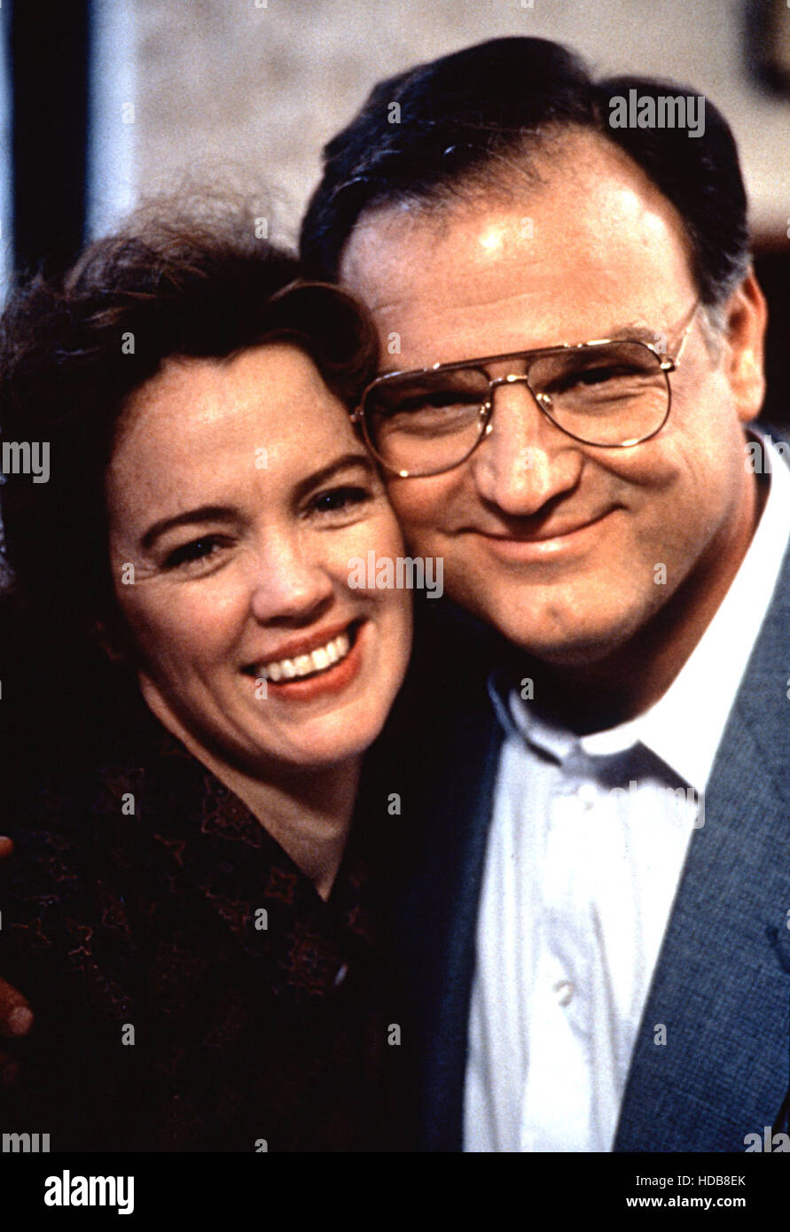 SWITCHING PARENTS, (aka GREGORY K), Kristin Griffith, Bill Smitrovich ...