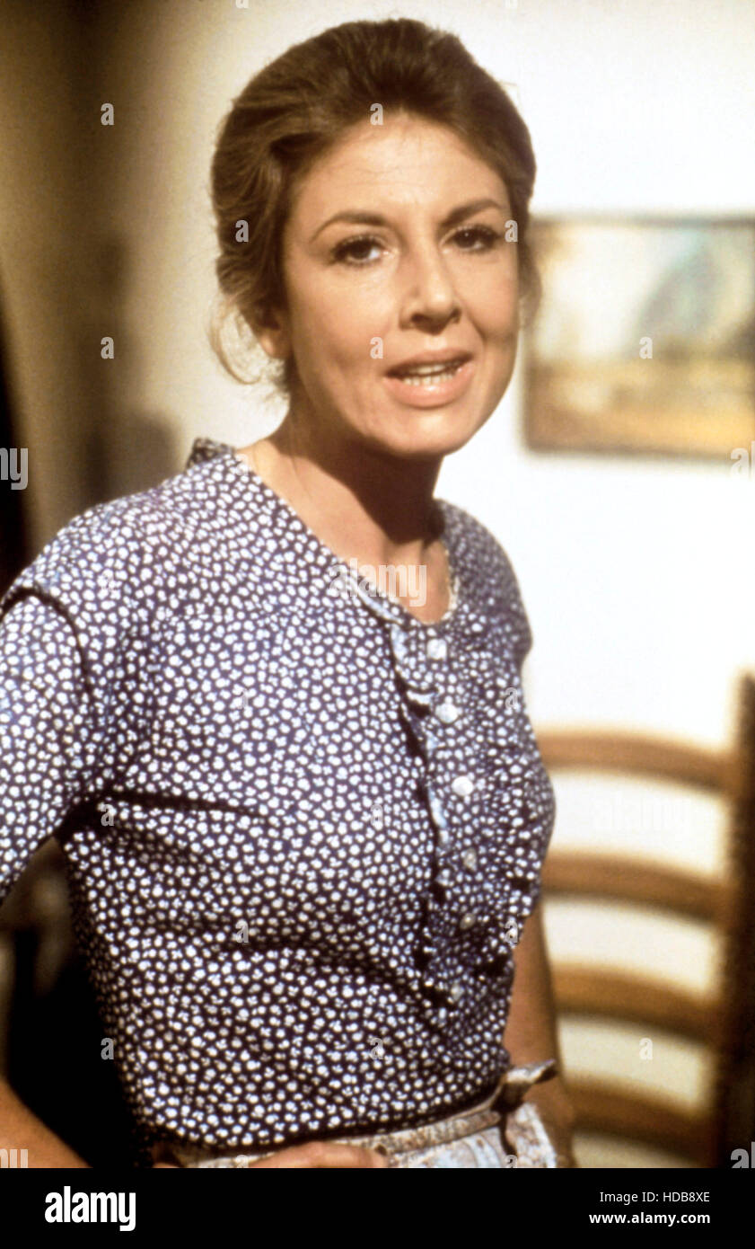 THE WALTONS, Michael Learned, 1972-81 Stock Photo - Alamy THE WALTONS, Michael Learned, 1972-81 Stock Photo - Alamy
