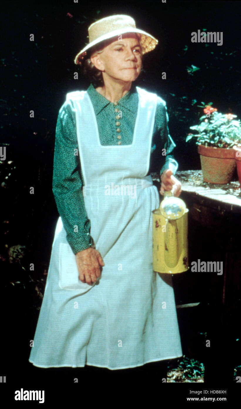 THE WALTONS, Ellen Corby, 1972-81 Stock Photo - Alamy THE WALTONS, Ellen Corby, 1972-81 Stock Photo - Alamy