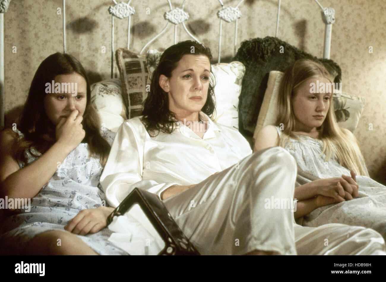 WHAT GIRLS LEARN, (from left): Alison Pill, Elizabeth Perkins, Tamara ...