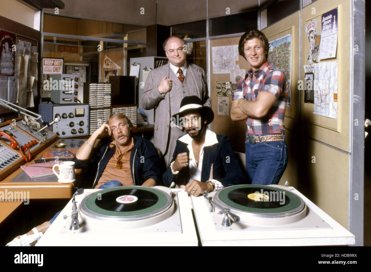 WKRP IN CINCINNATI, Howard Hesseman, Gordon Jump, Tim Reid, Gary Sandy ...