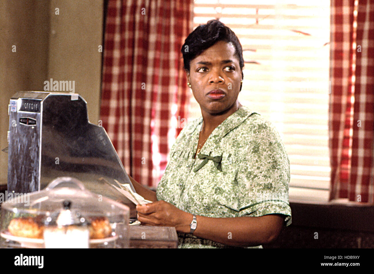 THE WOMEN OF BREWSTER PLACE, Oprah Winfrey, 1989, (c)Harpo Productions ...