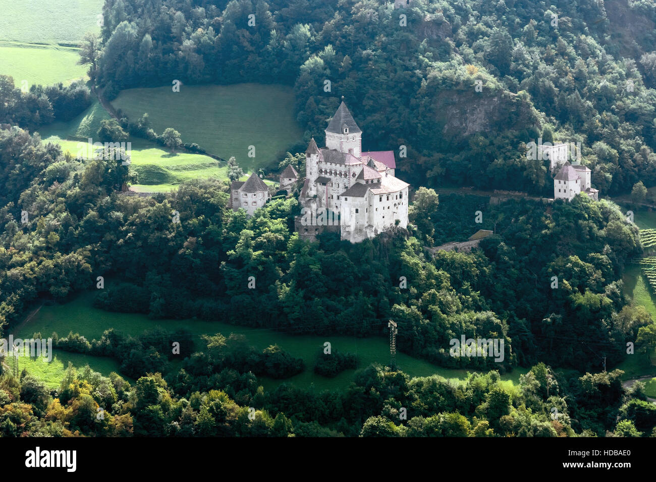 Castel tower hi-res stock photography and images - Alamy