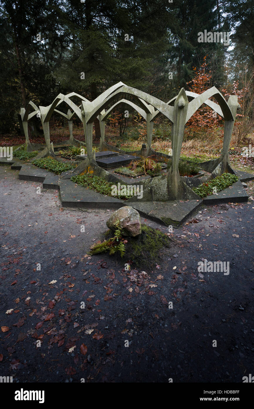 The Expressionist grave of German businessman Julius Wissinger in ...