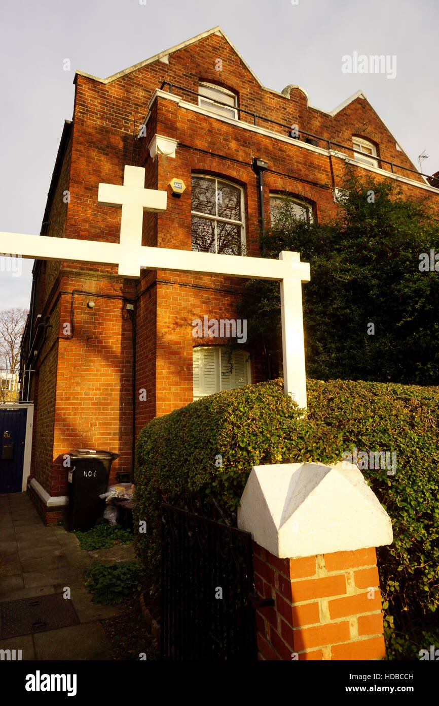 Nuns convent hi-res stock photography and images - Alamy