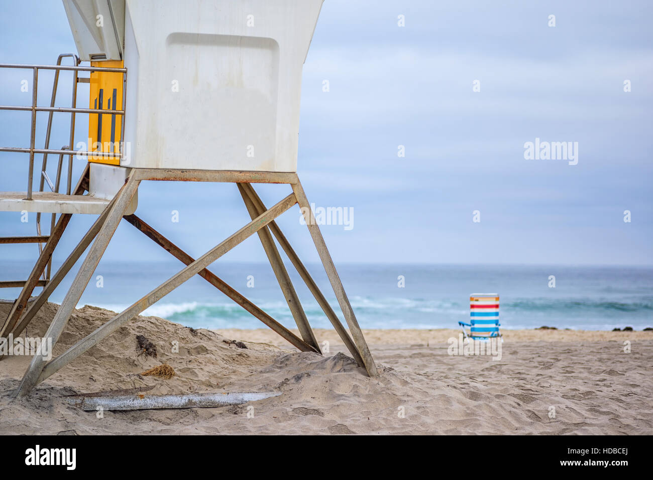 Lifeguard tower chair hi-res stock photography and images - Alamy