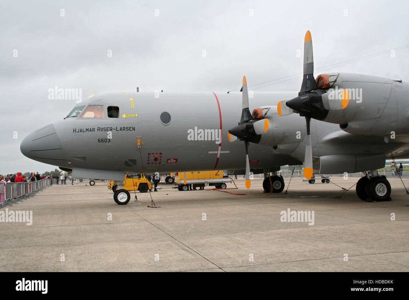 Navy p3 patrol aircraft hi-res stock photography and images - Alamy