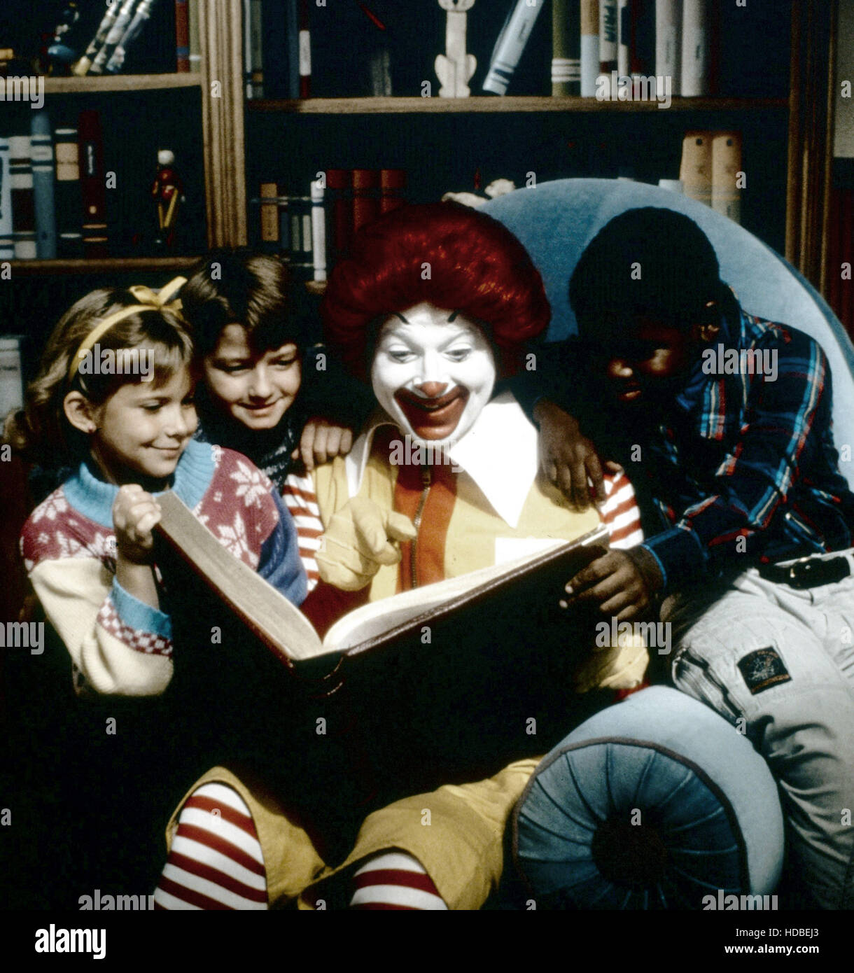 THE MAGIC PAINTBRUSH, Ronald McDonald (with book), 1993, © CBS/courtesy ...