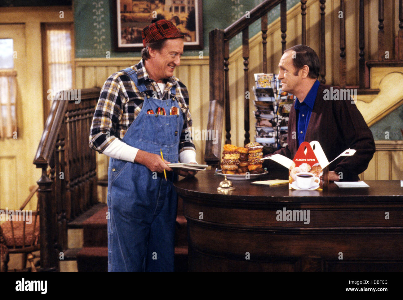NEWHART, Tom Poston, Bob Newhart, 1982-1990.(c) CBS/ Courtesy: Everett ...