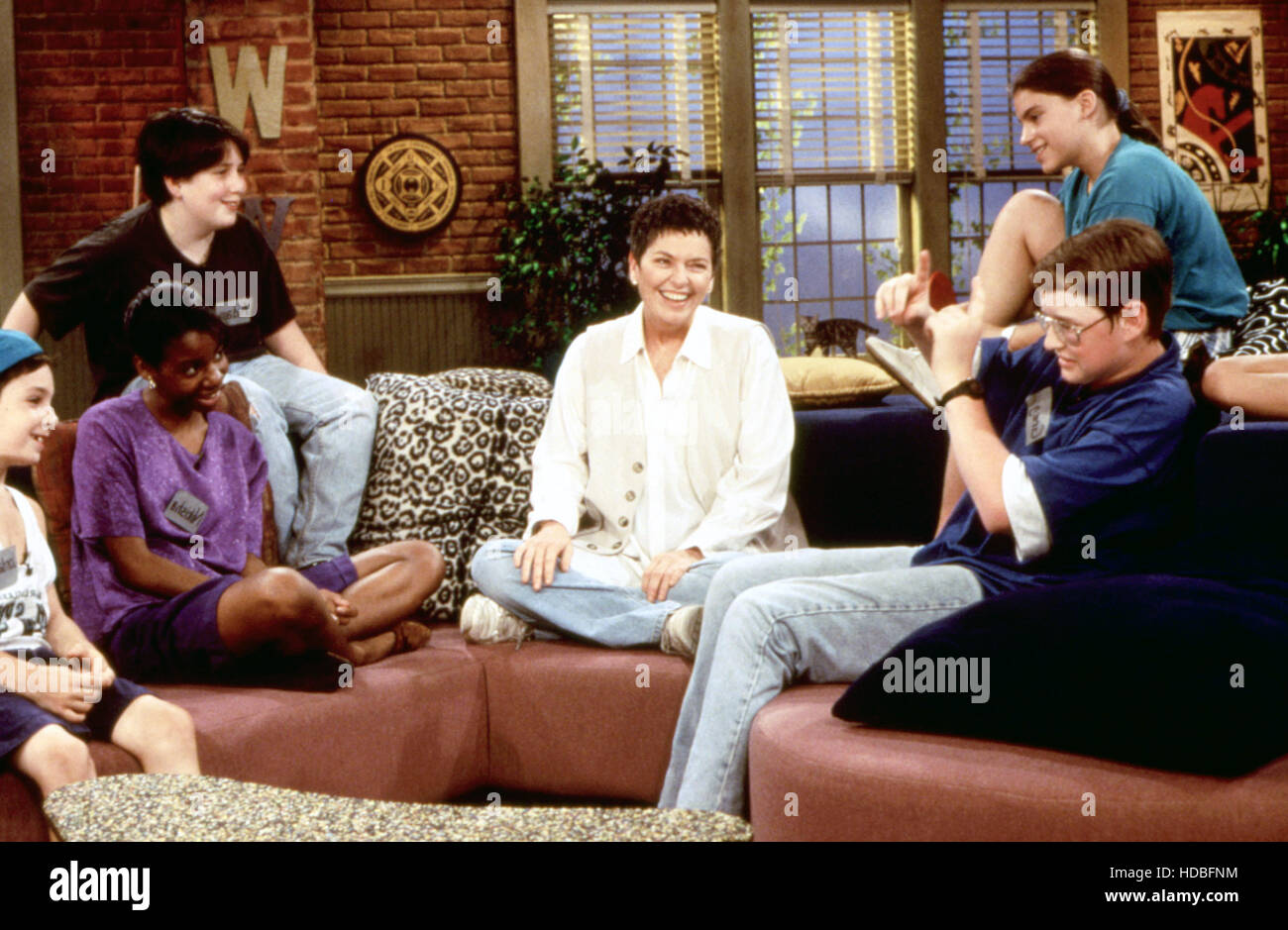 NICK NEWS WITH LINDA ELLERBEE, Linda Ellerbee (center), 1992-. (c ...