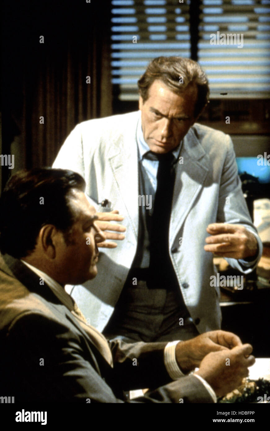 THE NIGHT STALKER, Simon Oakland, Darren McGavin, 1972 Stock Photo - Alamy